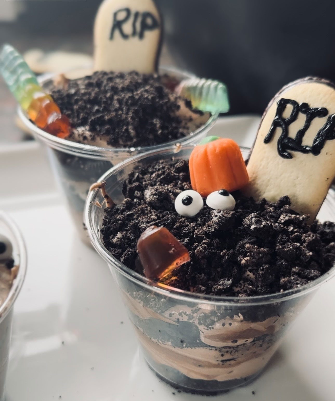 Graveyard Dirt Cups | Milk For Health
